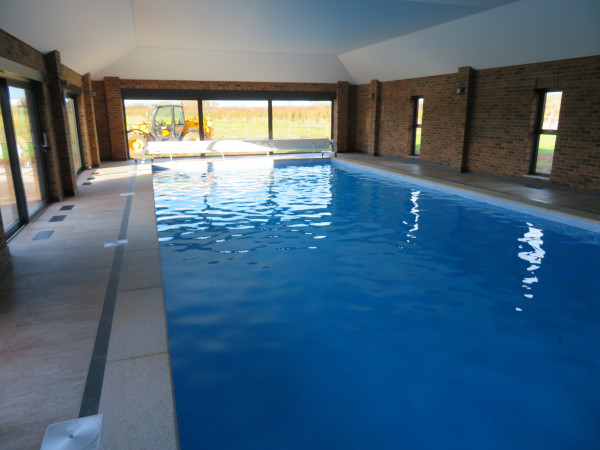 Freeboard Pool with Swim-Jets