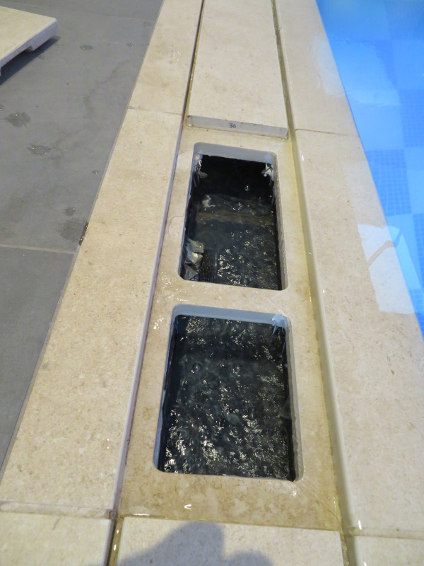 Tiled Freeboard Pool & Spa