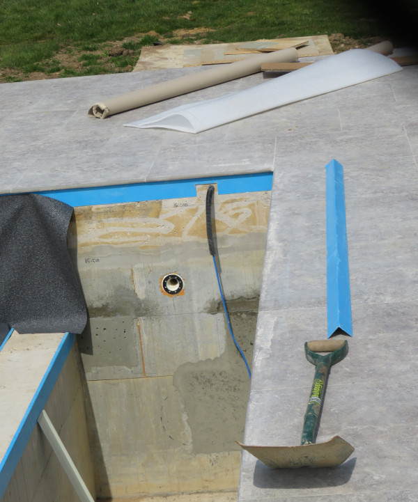 Freeboard Pool with Roman Steps